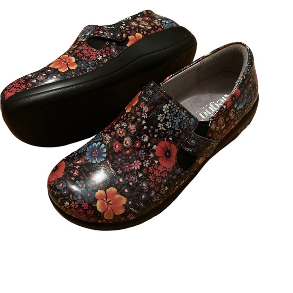 Alegria | Shoes | Alegria Pg Lite Floral Slip On Clog Shoes Size 39 New ...